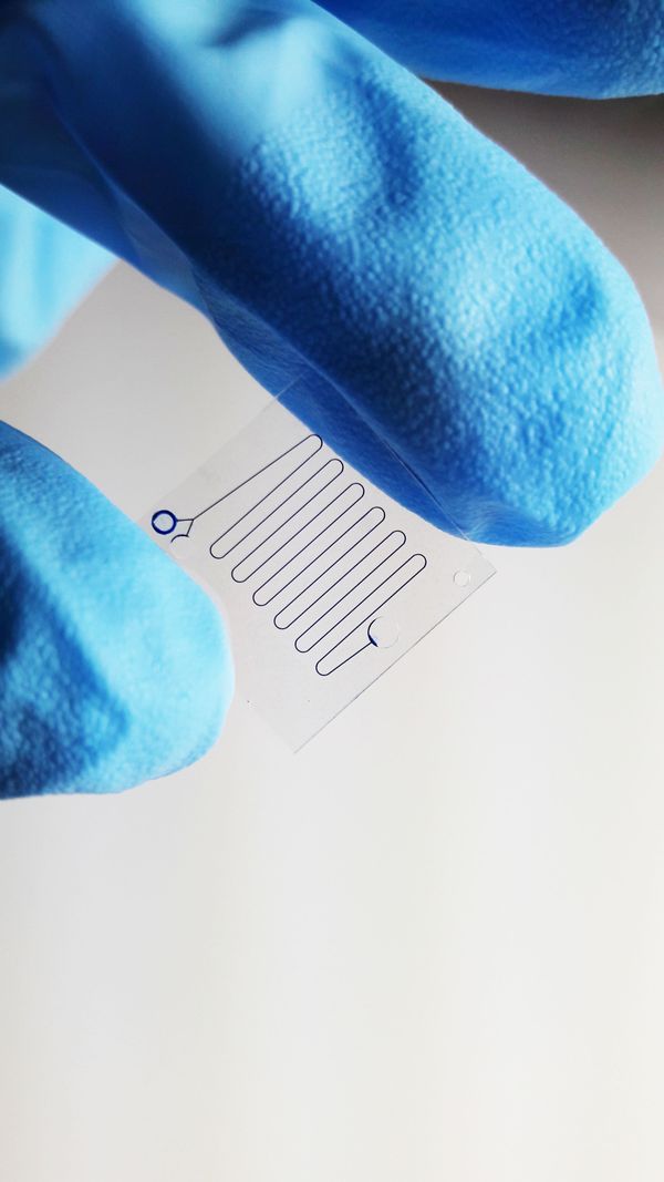 TGV玻璃通孔_玻璃微加工_薄玻璃加工_德国LPKF乐普科